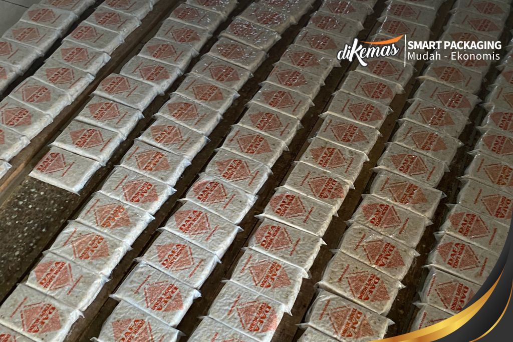 Gandeng Pabrik Mesin Kemas Tempe Untuk Tumbuhkan Industri Tempe - diKemas